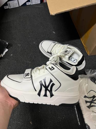 Minhshop.vn - Giày MLB Chunky Liner Mid Basic New York Yankees ZZZ ...